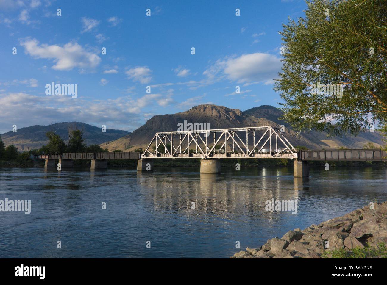 Cn railway canada hi-res stock photography and images - Alamy