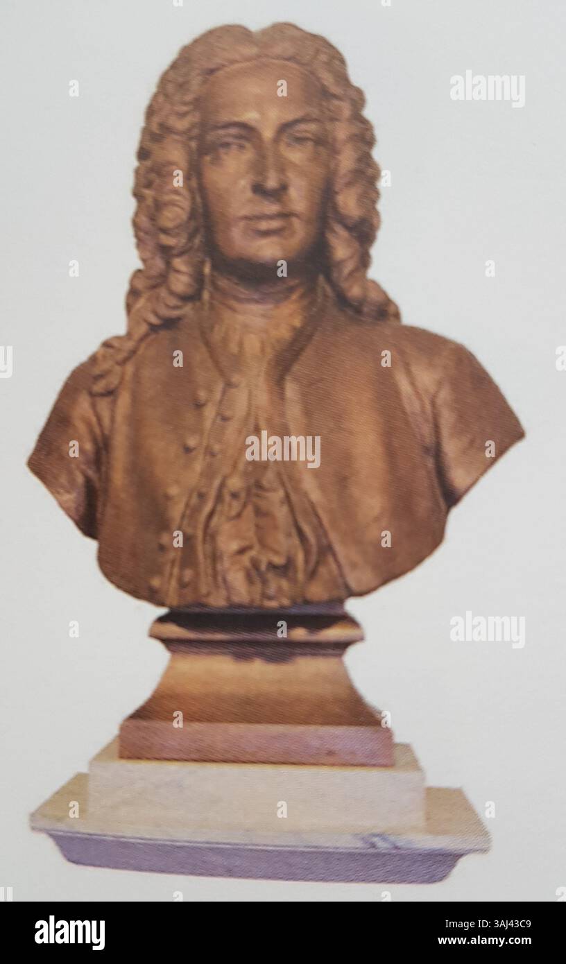 Walter Runeberg’s bronze sculpture of Carl von Linné, created in 2020 ...