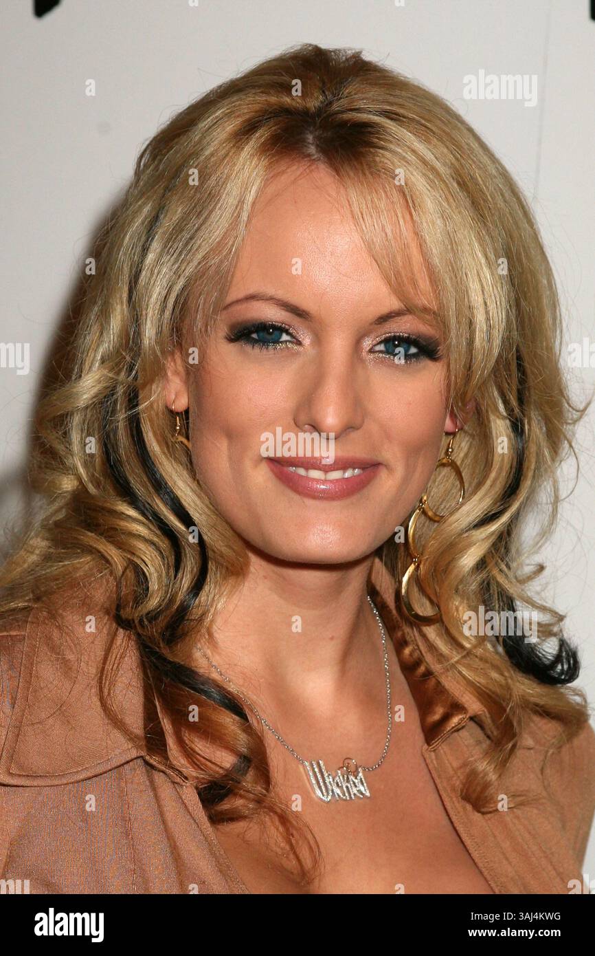 November 2, 2006 - Los Angeles, CA, U.S. - 02 November 2006 - Los ...