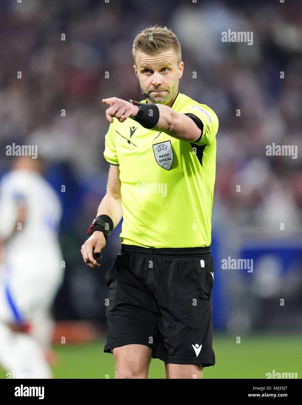Referee Glenn Nyberg during the UEFA Europa League quarter-final, first ...