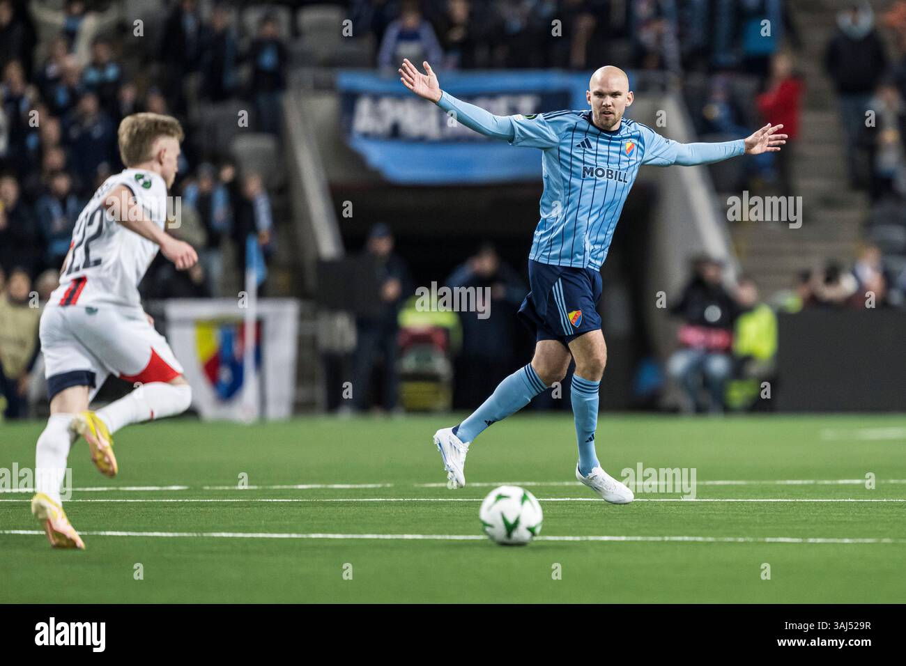 Stockholm, Sweden. 10th Apr, 2025. 250410 Isak Jansson of Rapid Wien ...