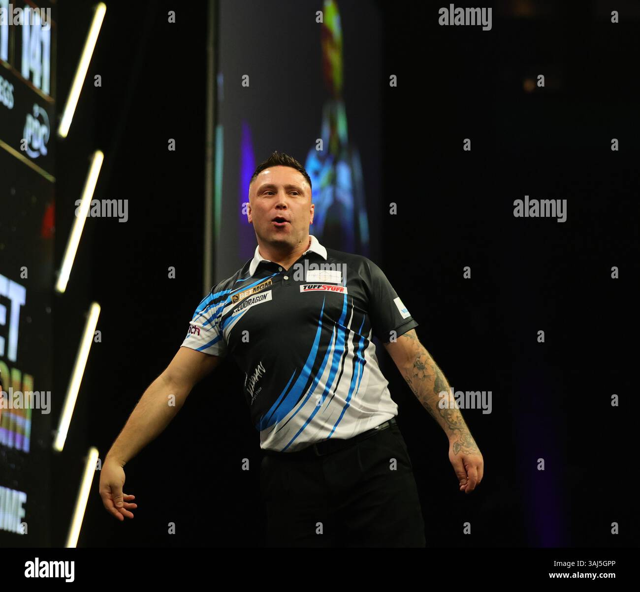 AO Arena, Manchester, UK. 10th Apr, 2025. 2025 PDC Premier League Darts ...