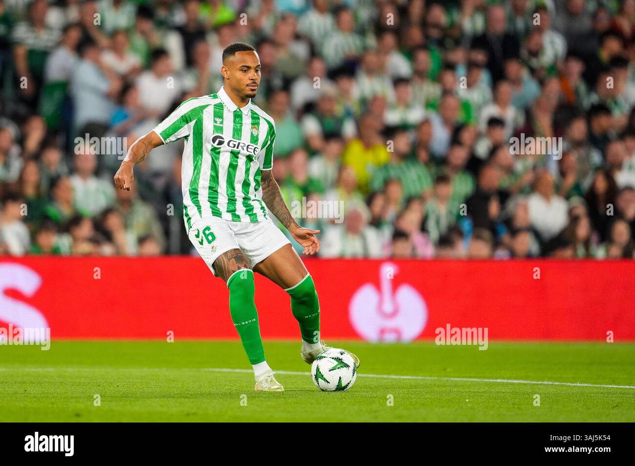 Natan de Souza of Real Betis in action during the UEFA Europa ...