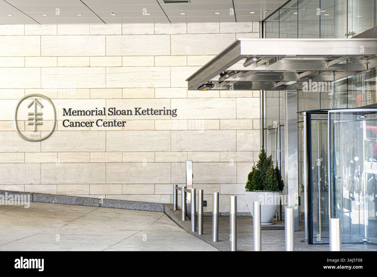 Memorial Sloan Kettering Cancer Center, Josie Robertson Surgery Center ...