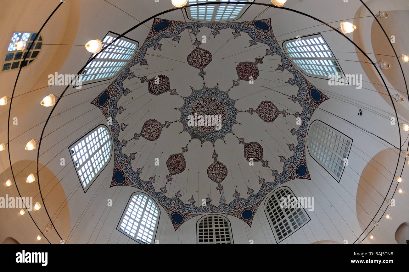 The building used as the Tomb of Sultan Mustafa I and Sultan Ibrahim ...