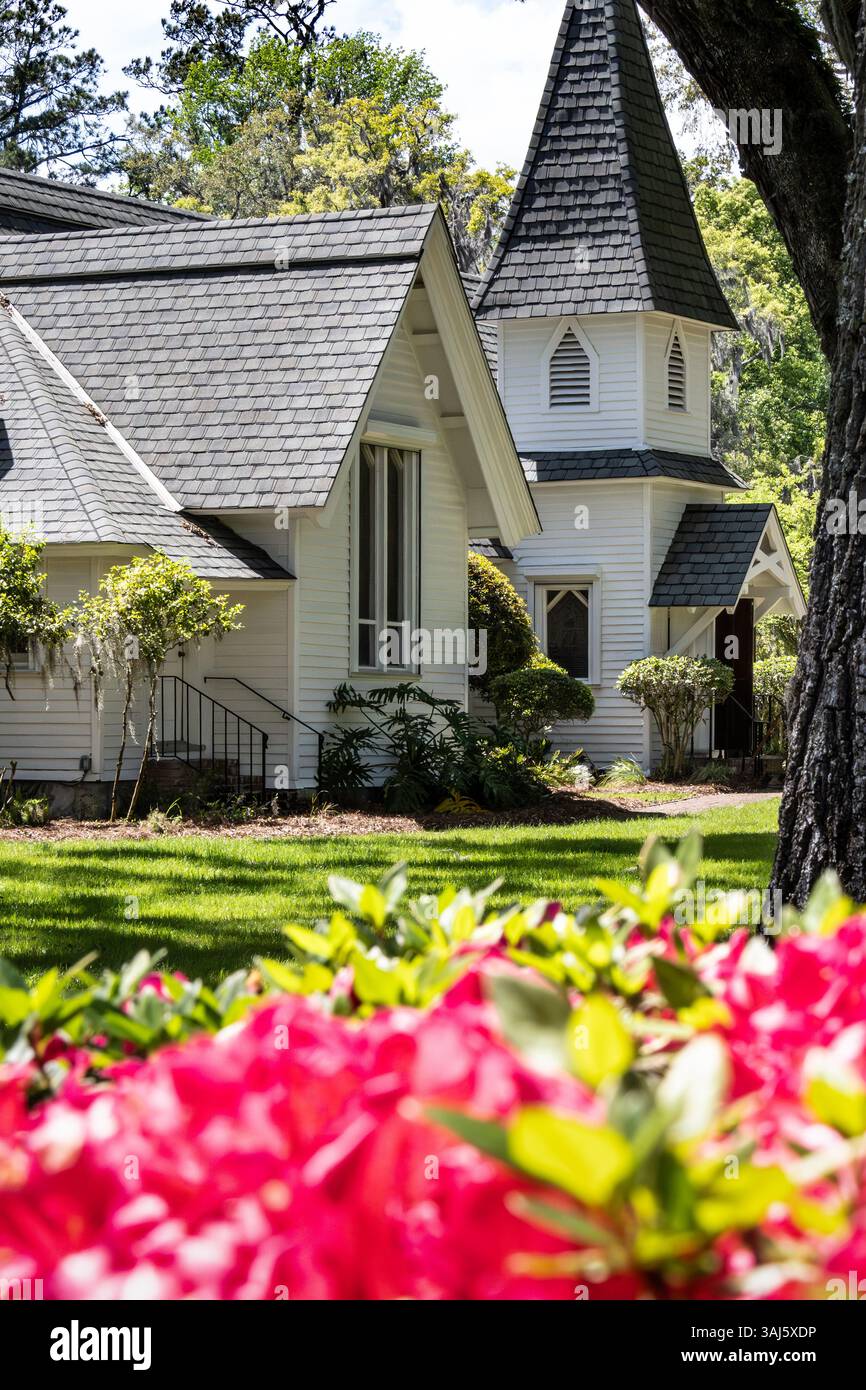 Christ Church on St. Simons Island was originally established in 1736 ...