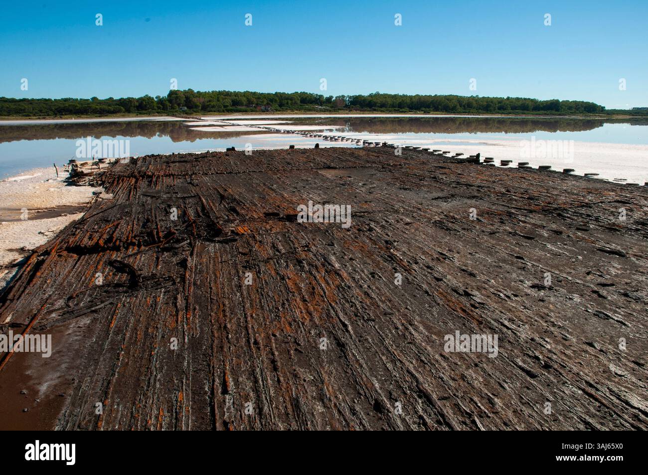Historical remains of old salt exploitation, Salinas Grande, La Pampa ...