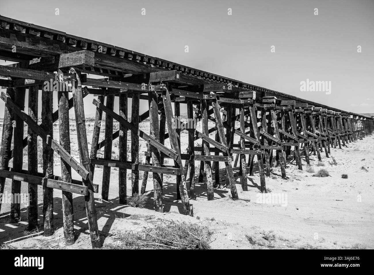 Spanning valley Black and White Stock Photos & Images - Alamy