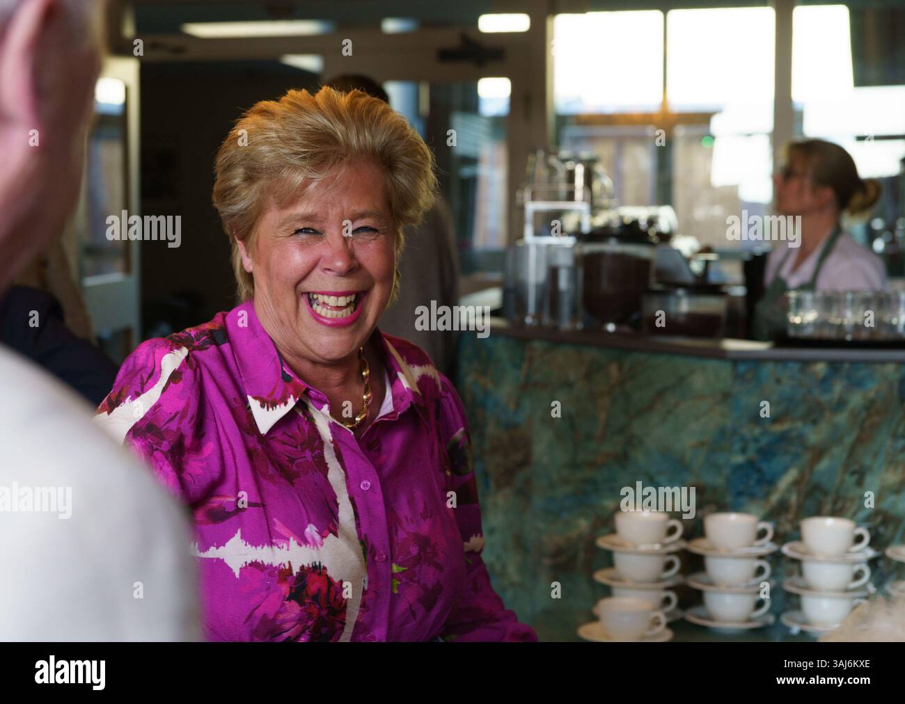 Hull mp hi-res stock photography and images - Alamy