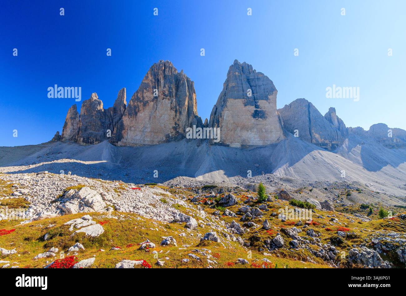 Drei Zinnen , Tre Cime di Lavaredo Italy Dolomites mountain Stock Photo ...