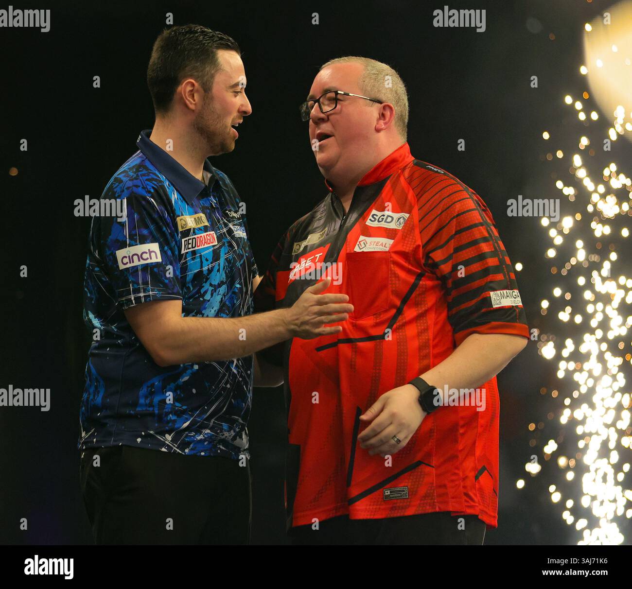 AO Arena, Manchester, UK. 10th Apr, 2025. 2025 PDC Premier League Darts ...