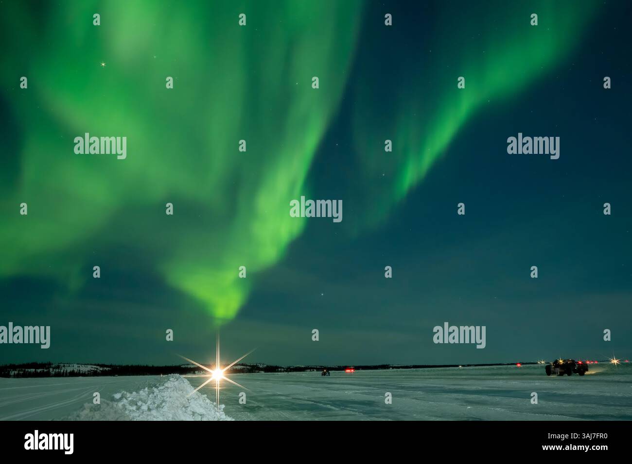 The spectacular Northern Lights (Aurora Borealis) in winter over ...