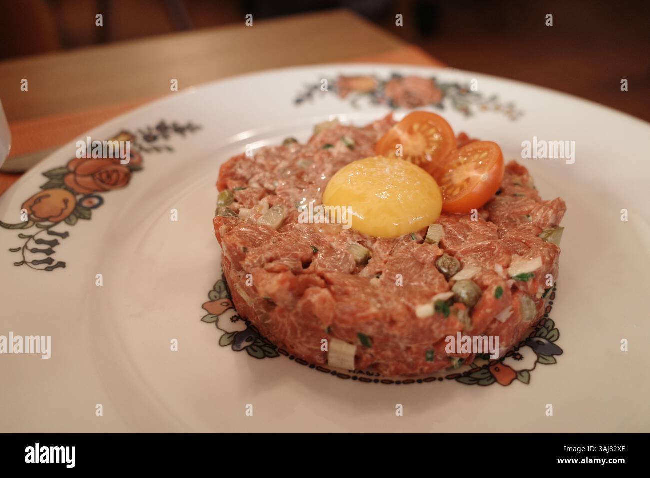 Tartar restaurant hi-res stock photography and images - Alamy