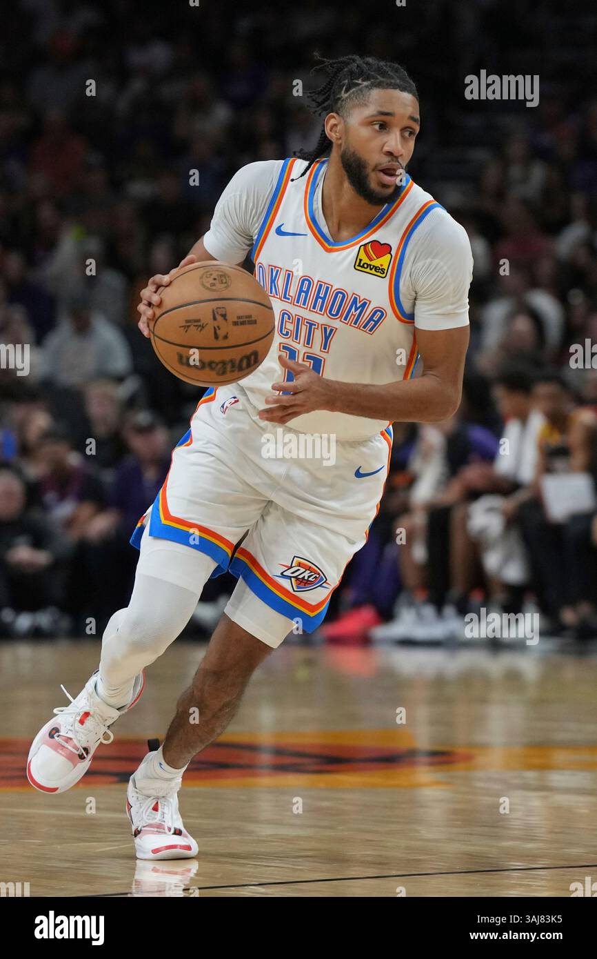 Oklahoma City Thunder guard Isaiah Joe (11) against the Phoenix Suns ...