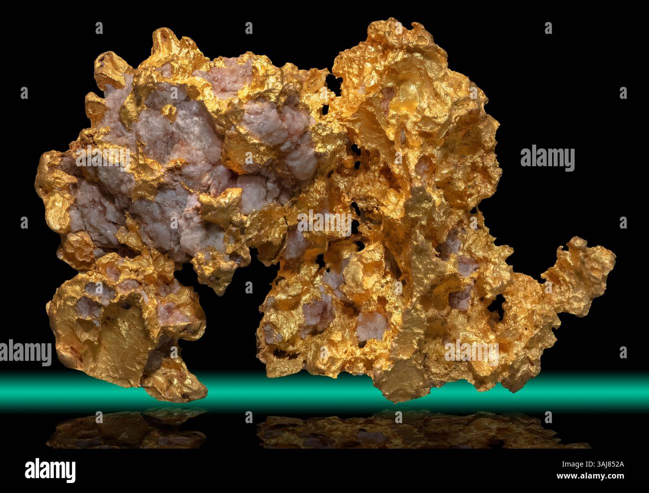 Gold in Quartz Matrix, Kalgoorlie, Western Australia Gold in quartz ...