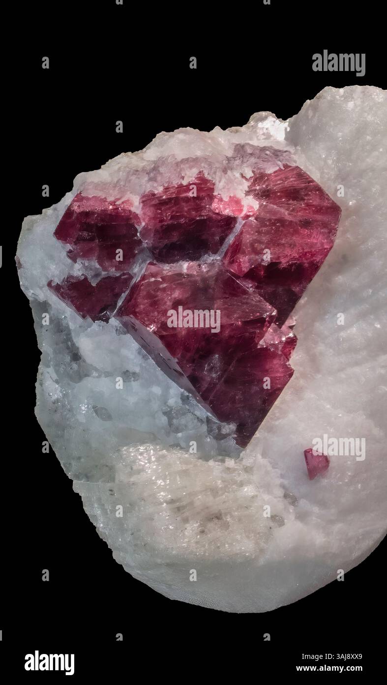 Spinel crystal hi-res stock photography and images - Alamy