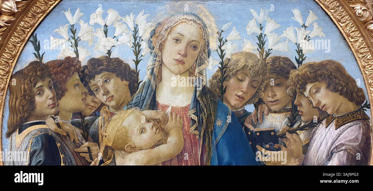 Sandro Botticelli's 1477 tondo painting, 'Mary with the Child and ...