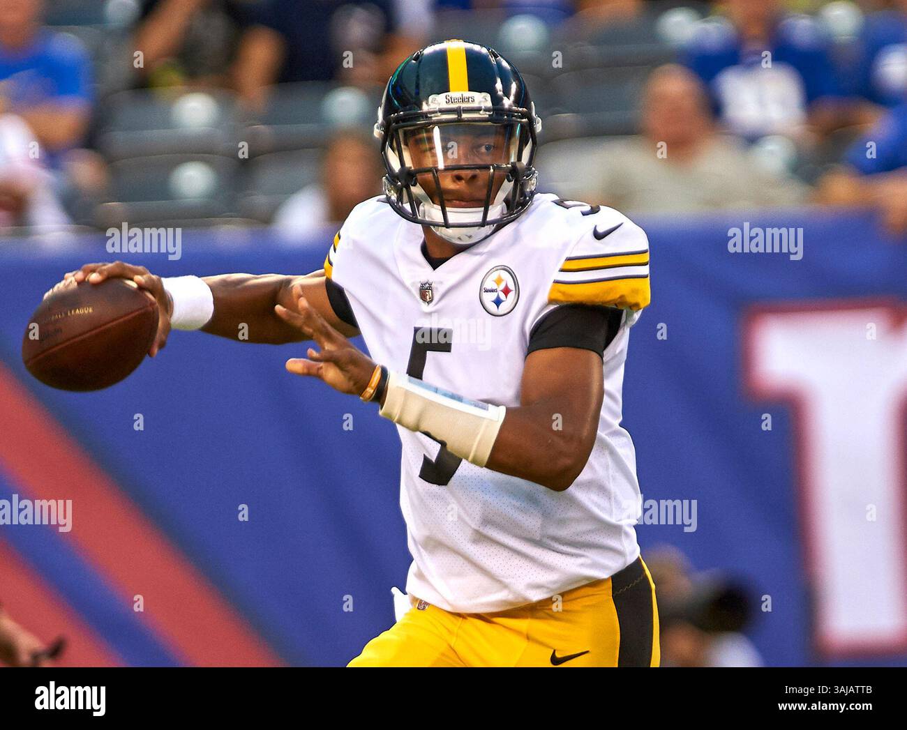 Joshua hobbs hi-res stock photography and images - Alamy