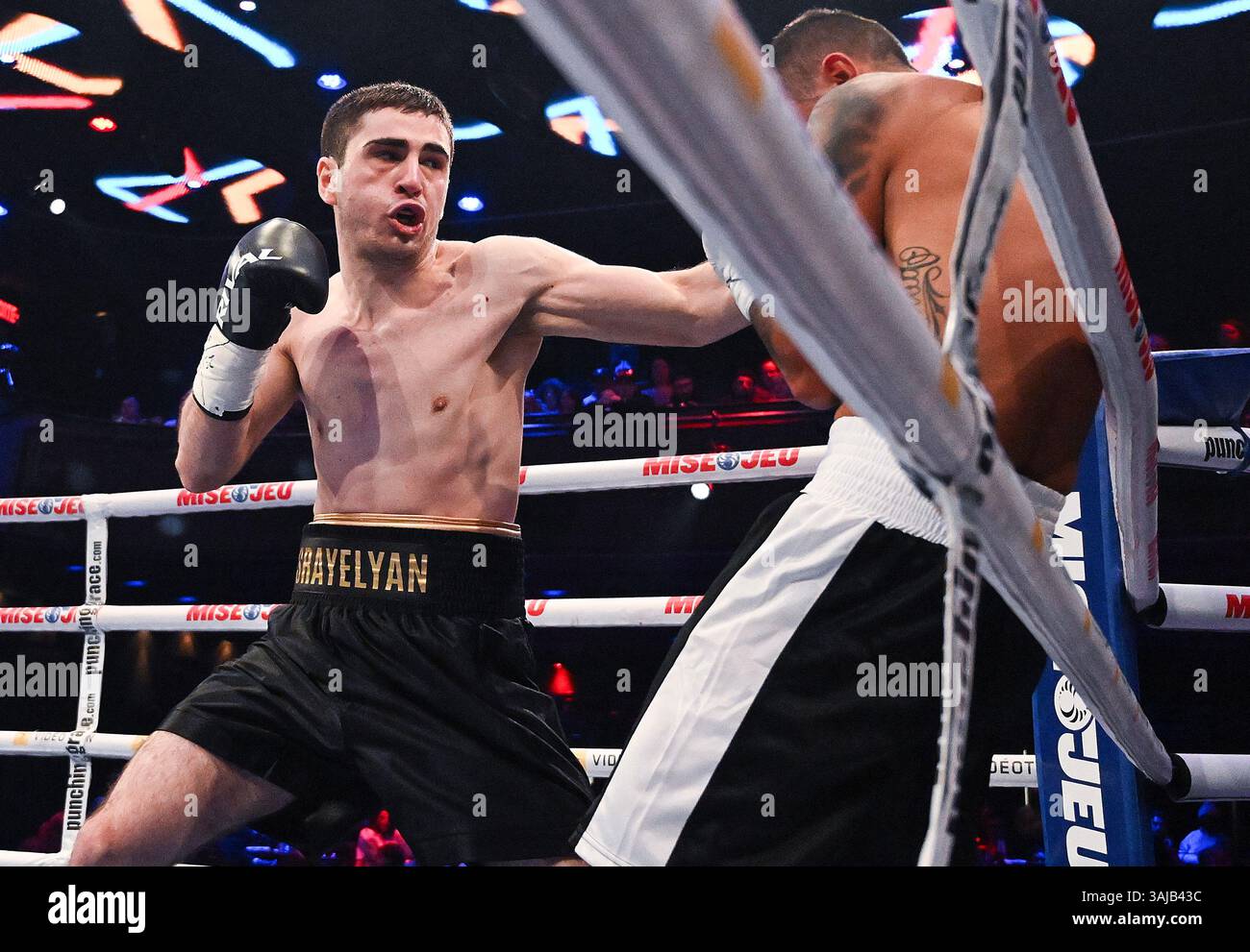 Montreal, Canada. 10th Apr, 2025. Erik Israyelyan, left, lands a blow ...