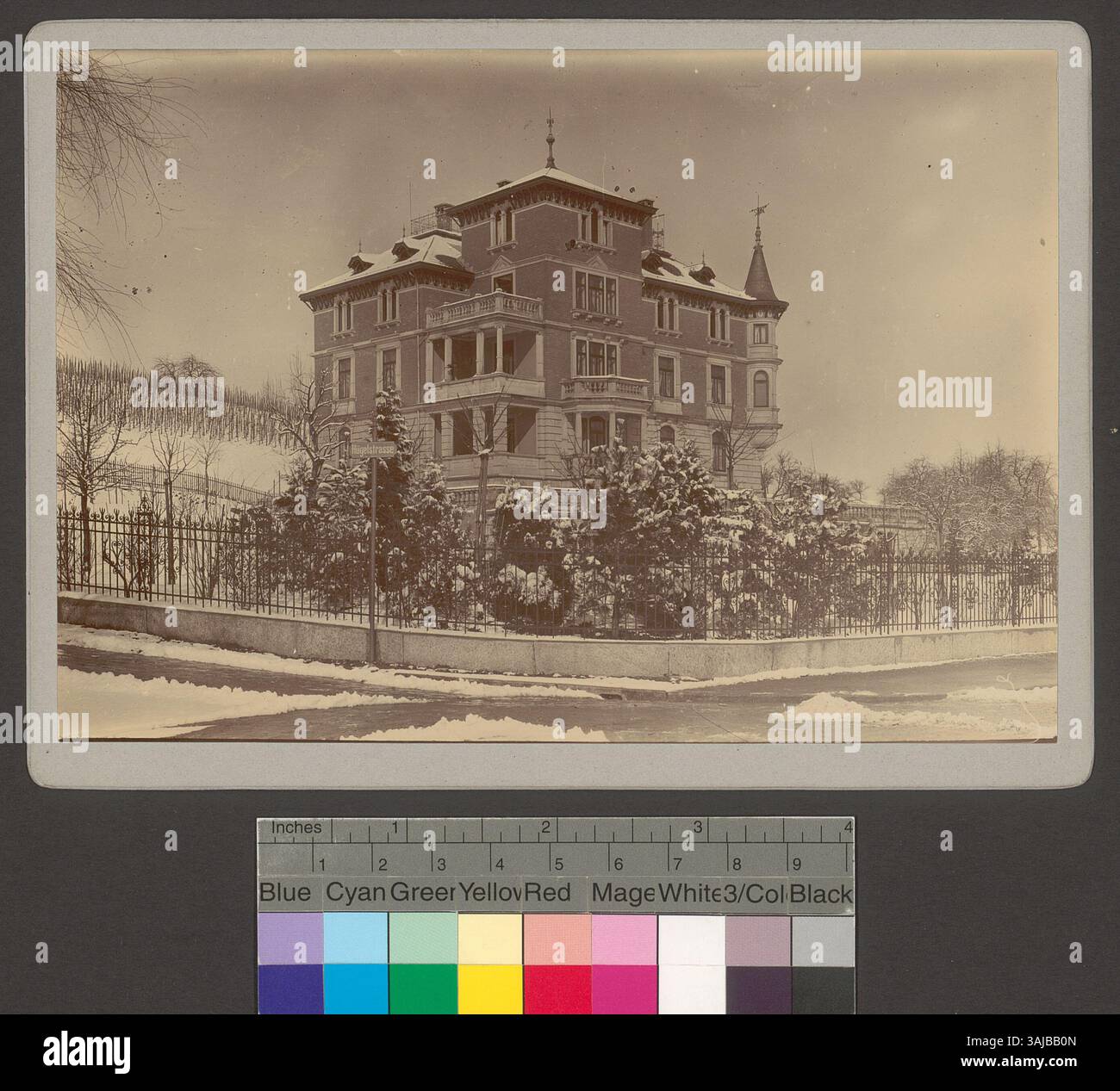 The photograph shows Leuthold's residential house at the intersection ...