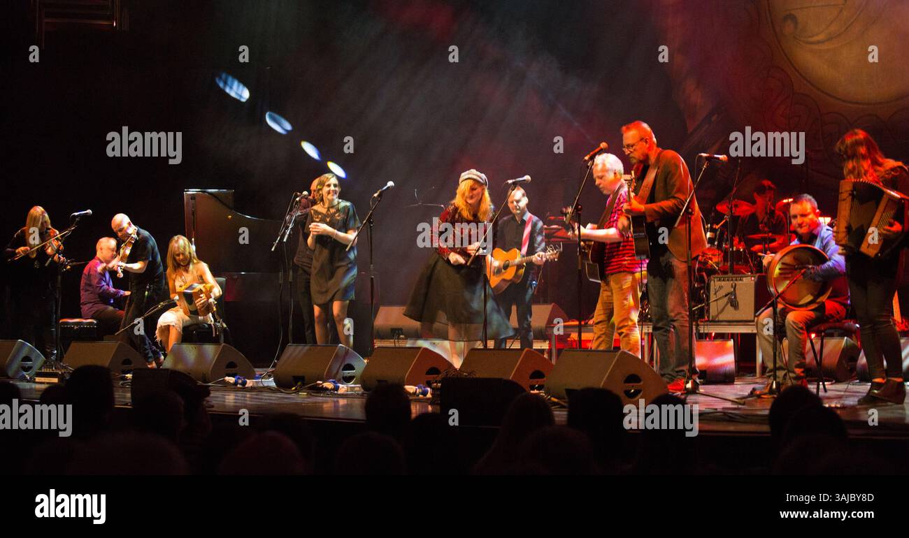 Glasgow Scotland. 18th January 2018. Eddi Reader, Scottish singer ...