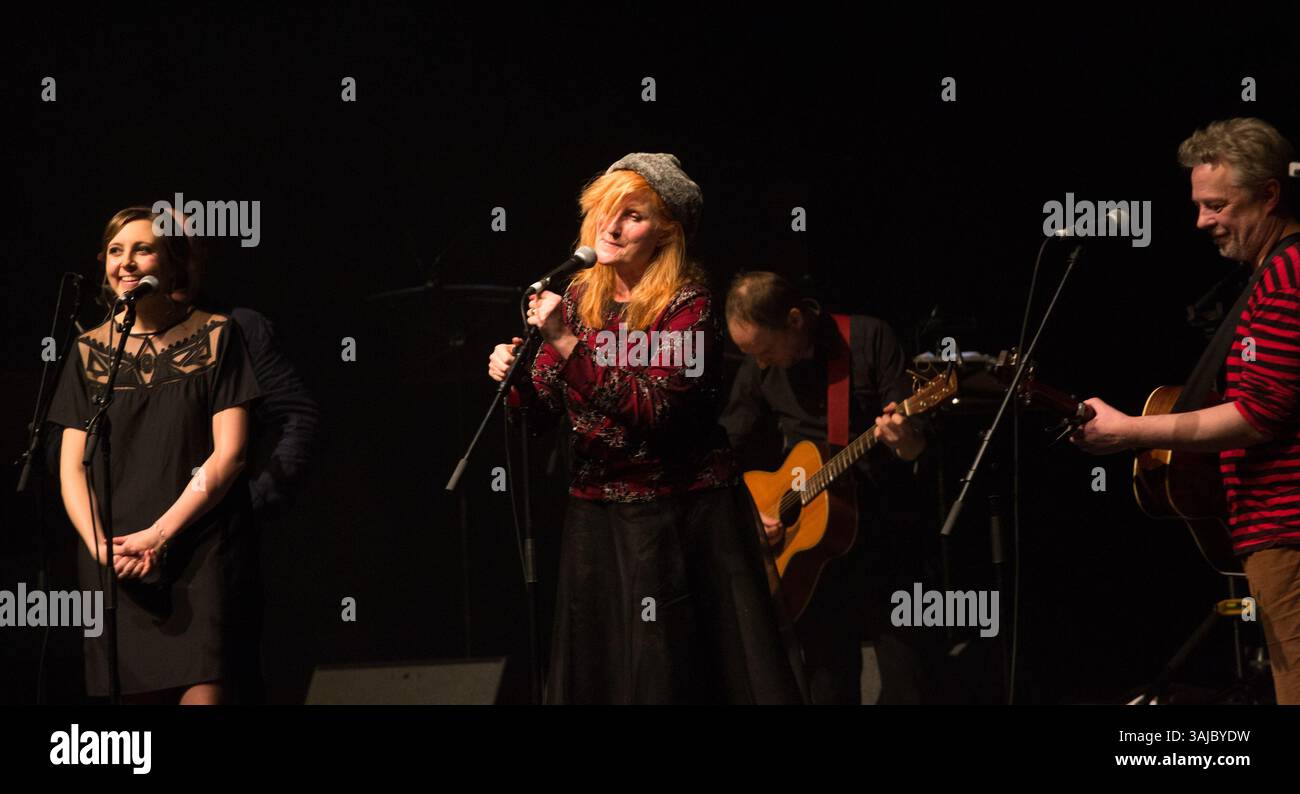 Glasgow Scotland. 18th January 2018. Eddi Reader, Scottish singer, performed at the Glasgow ...