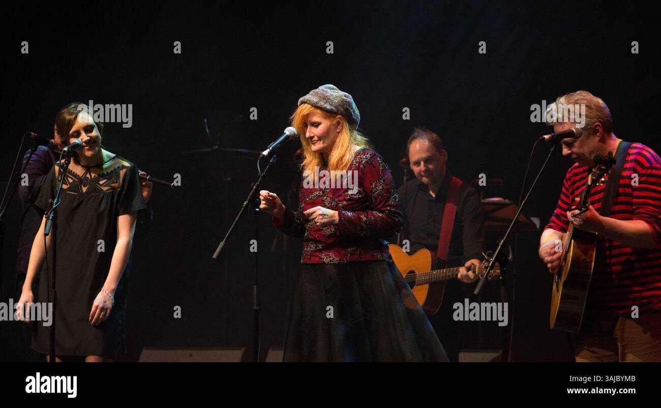 Glasgow Scotland. 18th January 2018. Eddi Reader, Scottish singer ...