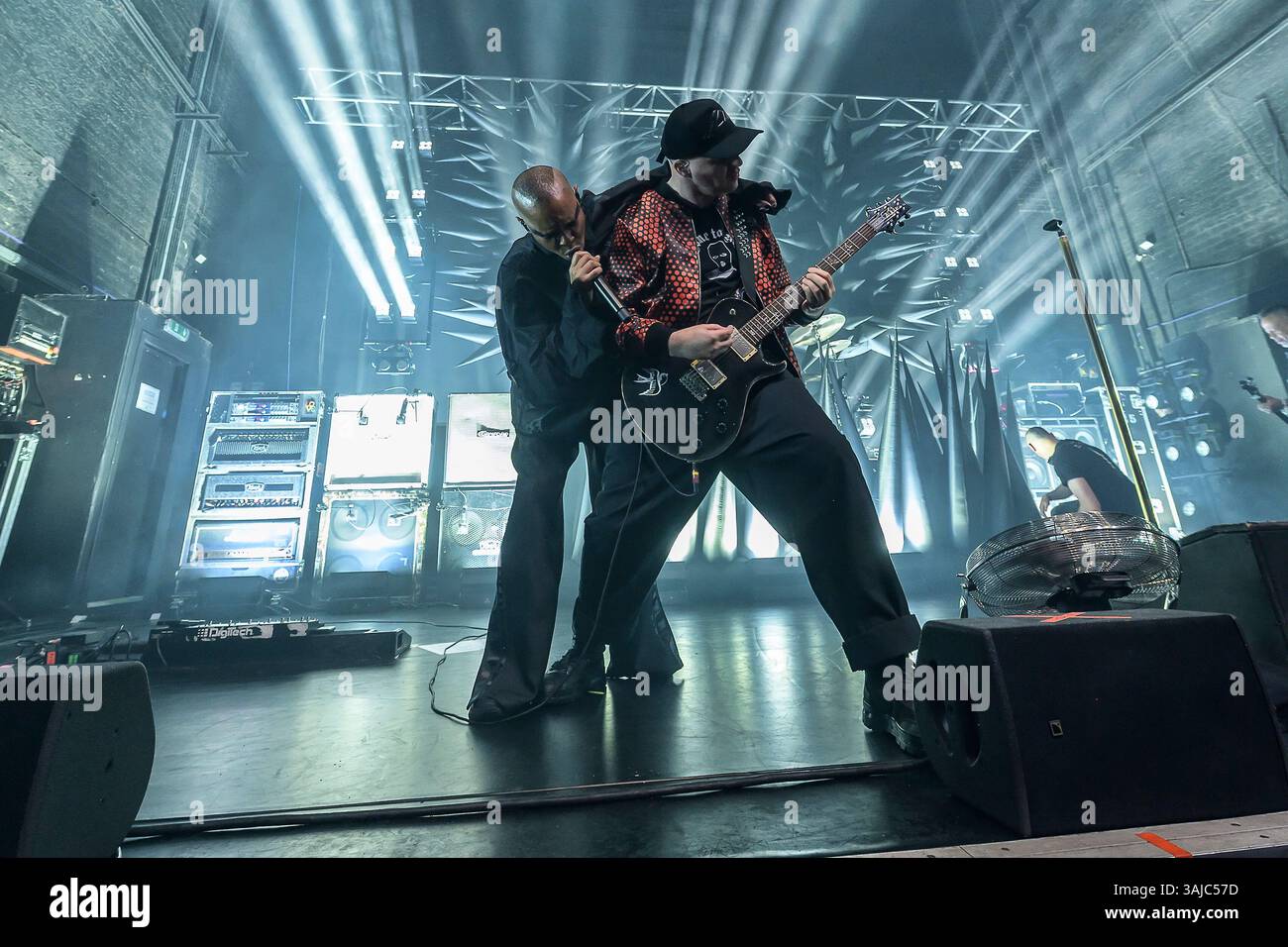 Glasgow, UK. 10th Apr, 2025. L-R Deborah "Skin" Dyer and Martin "Ace ...