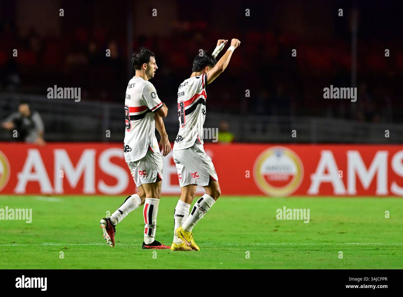 Alianza lima copa libertadores 2025 hi-res stock photography and images ...