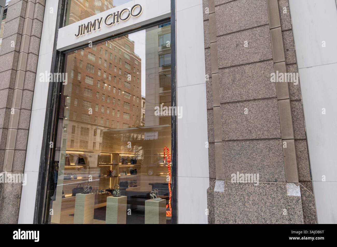 New York, New York, USA. 10th Apr, 2025. View of high fashion Jimmy ...