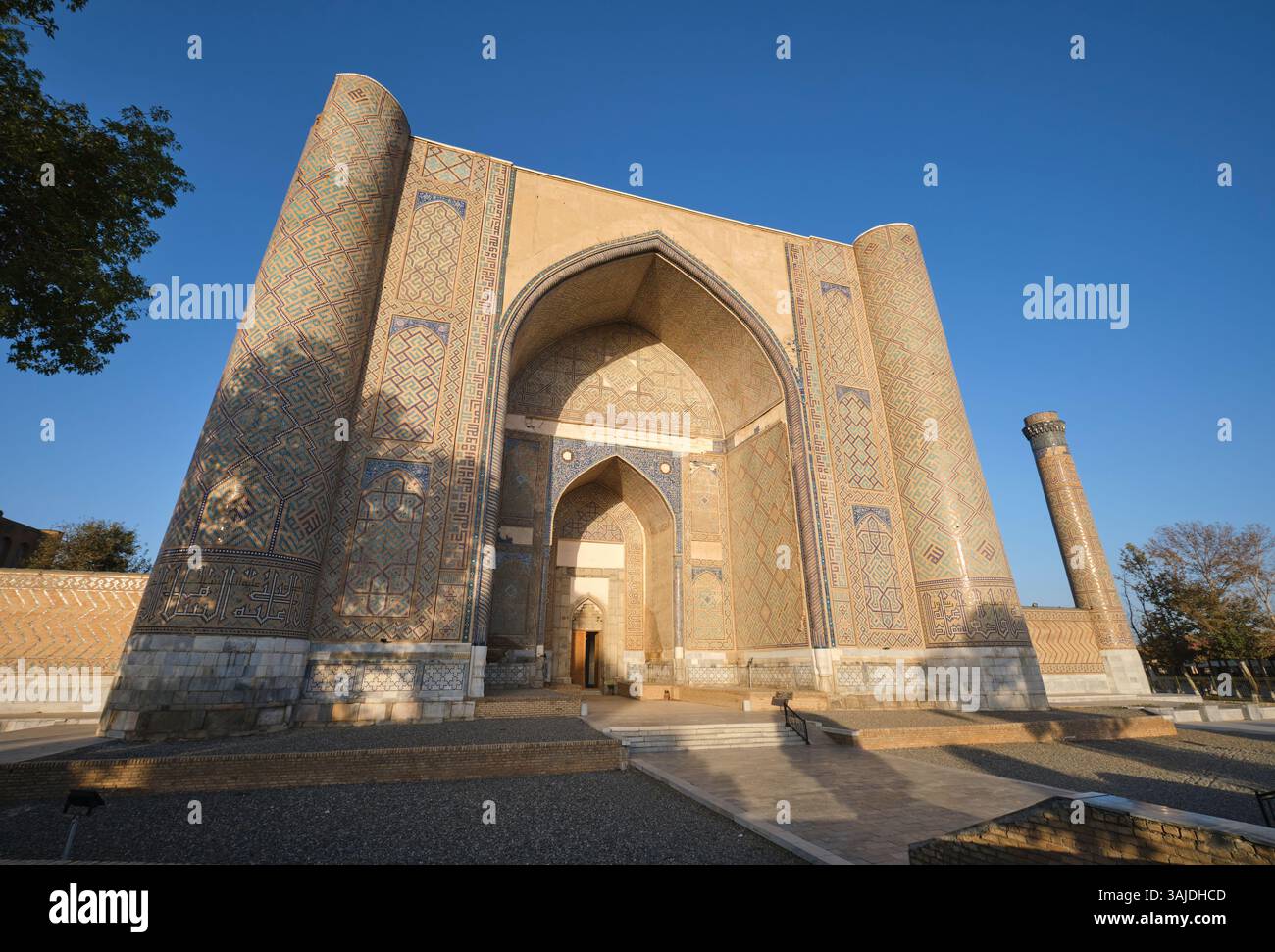 View of the large front entrance at morning sunrise. At the Bibi Khanym ...