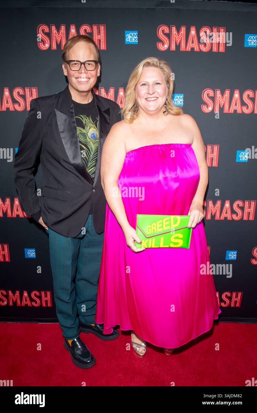 NEW YORK, NEW YORK - APRIL 10: (L-R) Jeff Hiller and Bridget Everett ...