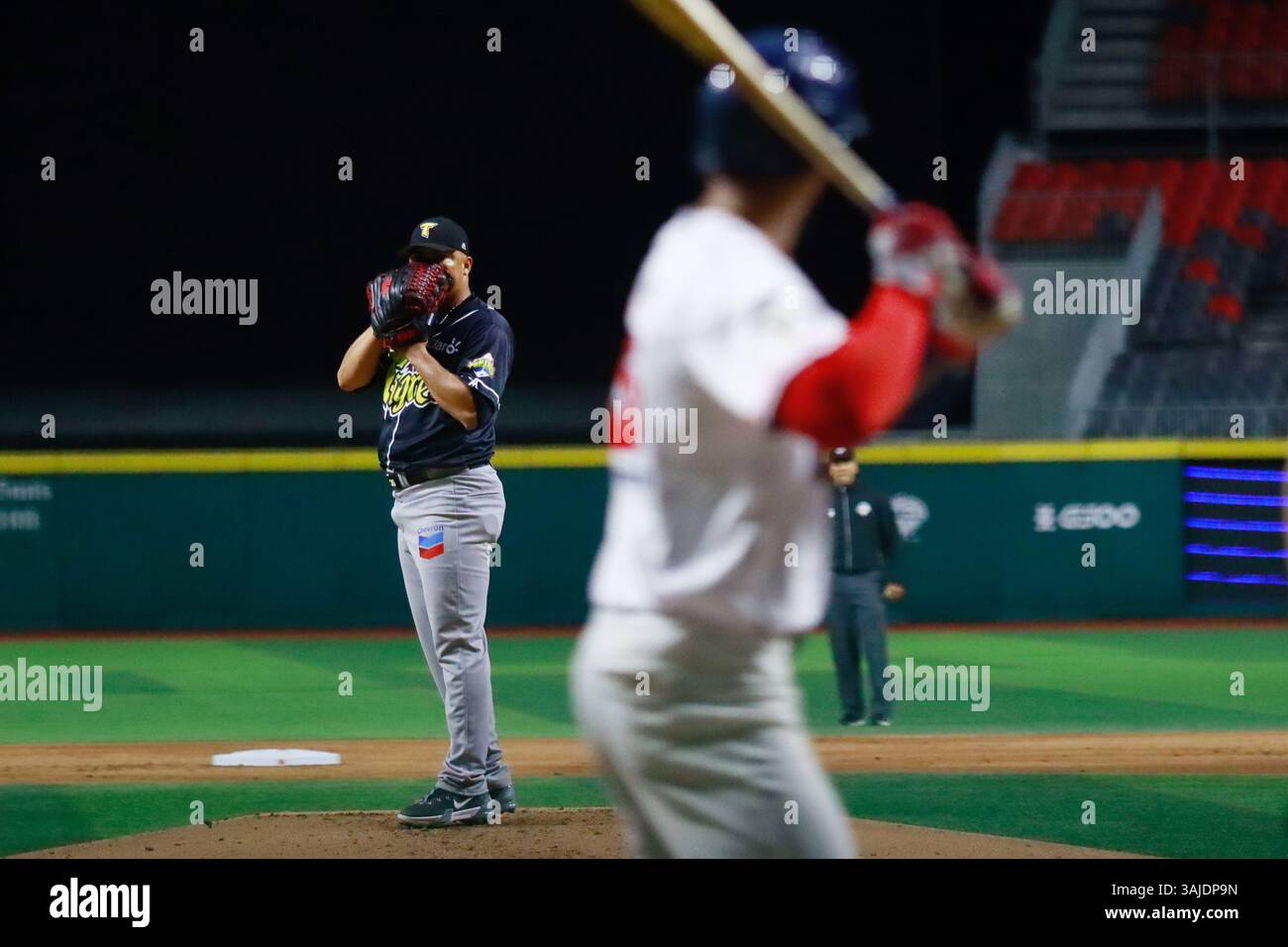 Mexico City, Ciudad de Mexico, Mexico. 9th Apr, 2025. Ronald Medrano ...