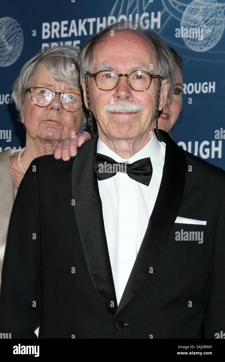 LOS ANGELES - APR 5: Dr. Gerard 't Hooft at the 11th Breakthrough Prize ...