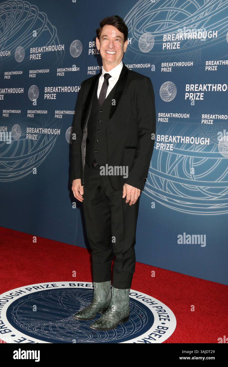 LOS ANGELES - APR 5: Mr. Jim Breyer at the 11th Breakthrough Prize Awards at Barker Hanger on ...