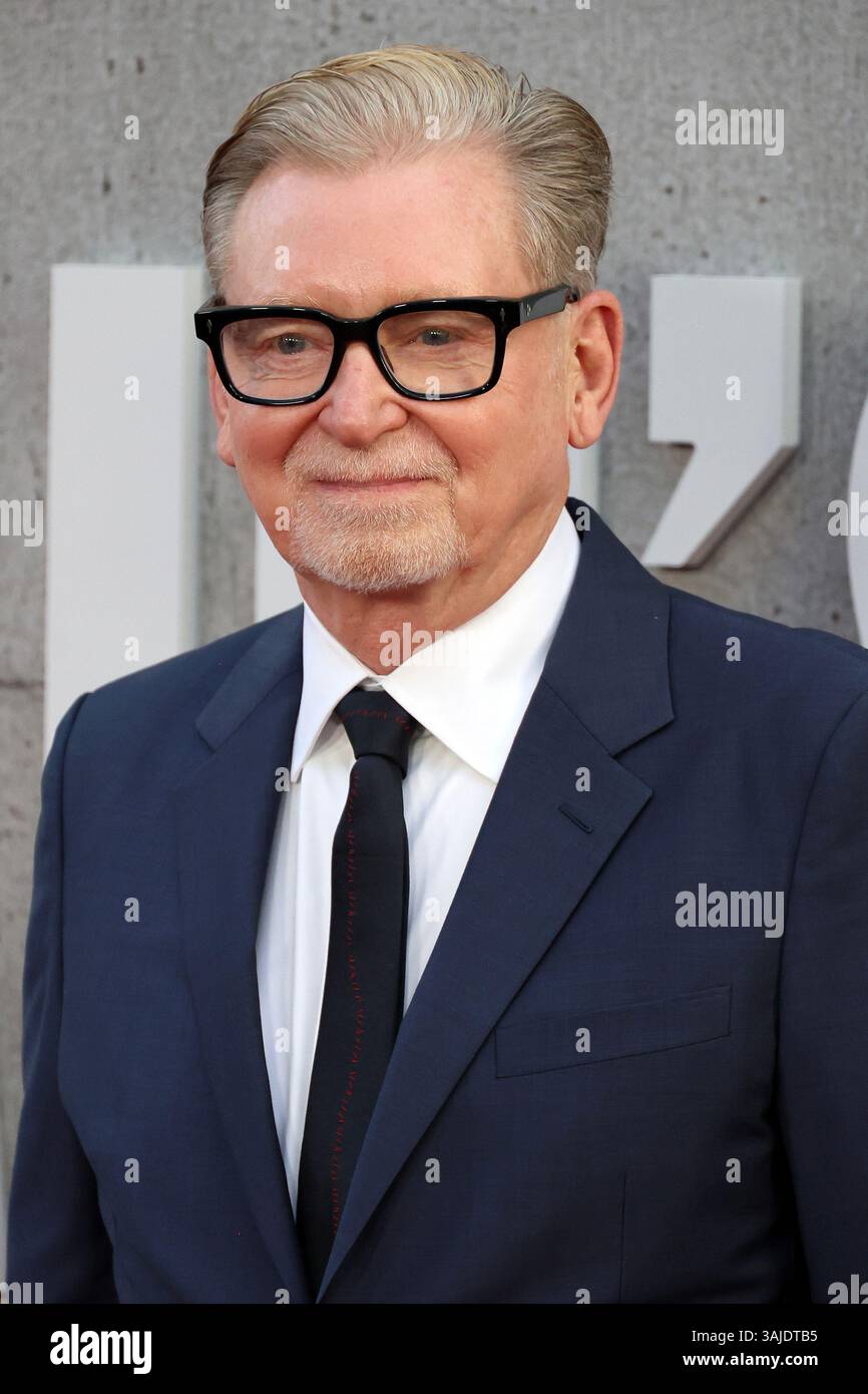 LOS ANGELES - APR 2: Warren Littlefield at the Handmaid's Tale Season 6 ...