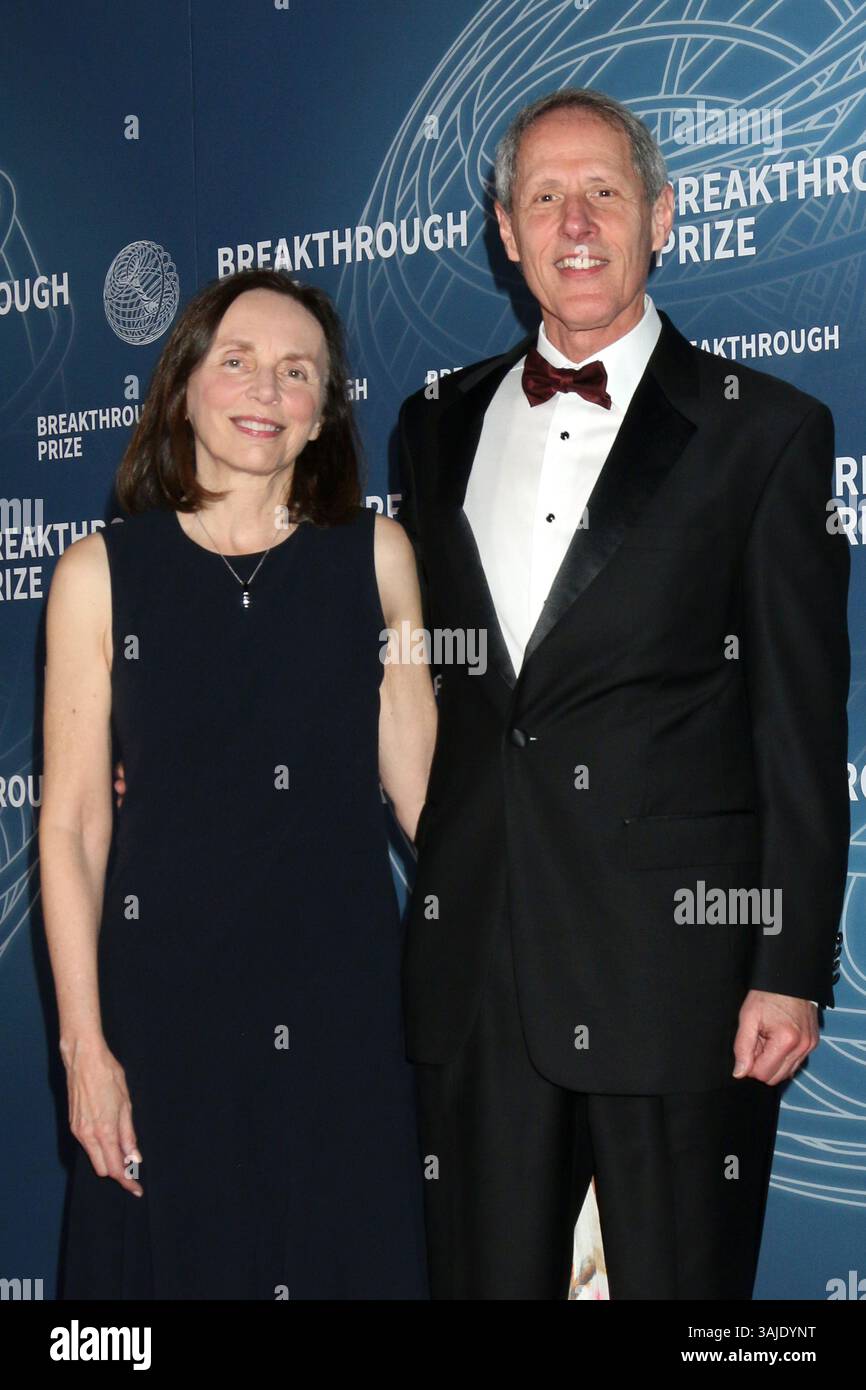 April 10, 2025, Santa Monica, Ca, USA: LOS ANGELES - APR 5: Katherine ...