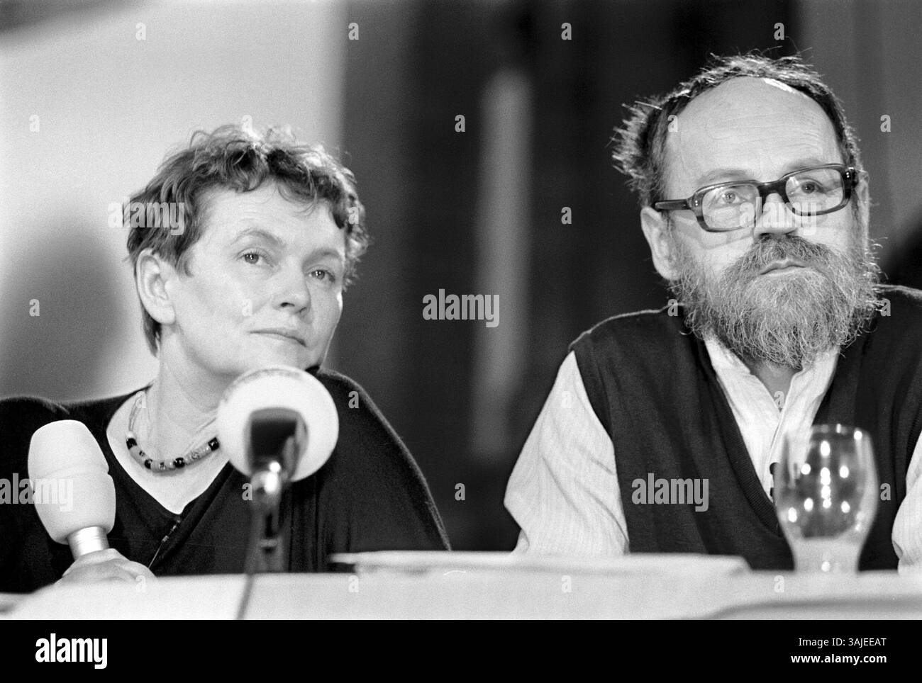 Bohley, Baerbel (civil rights activist)/ Pflugbeil, Sebastian (civil ...