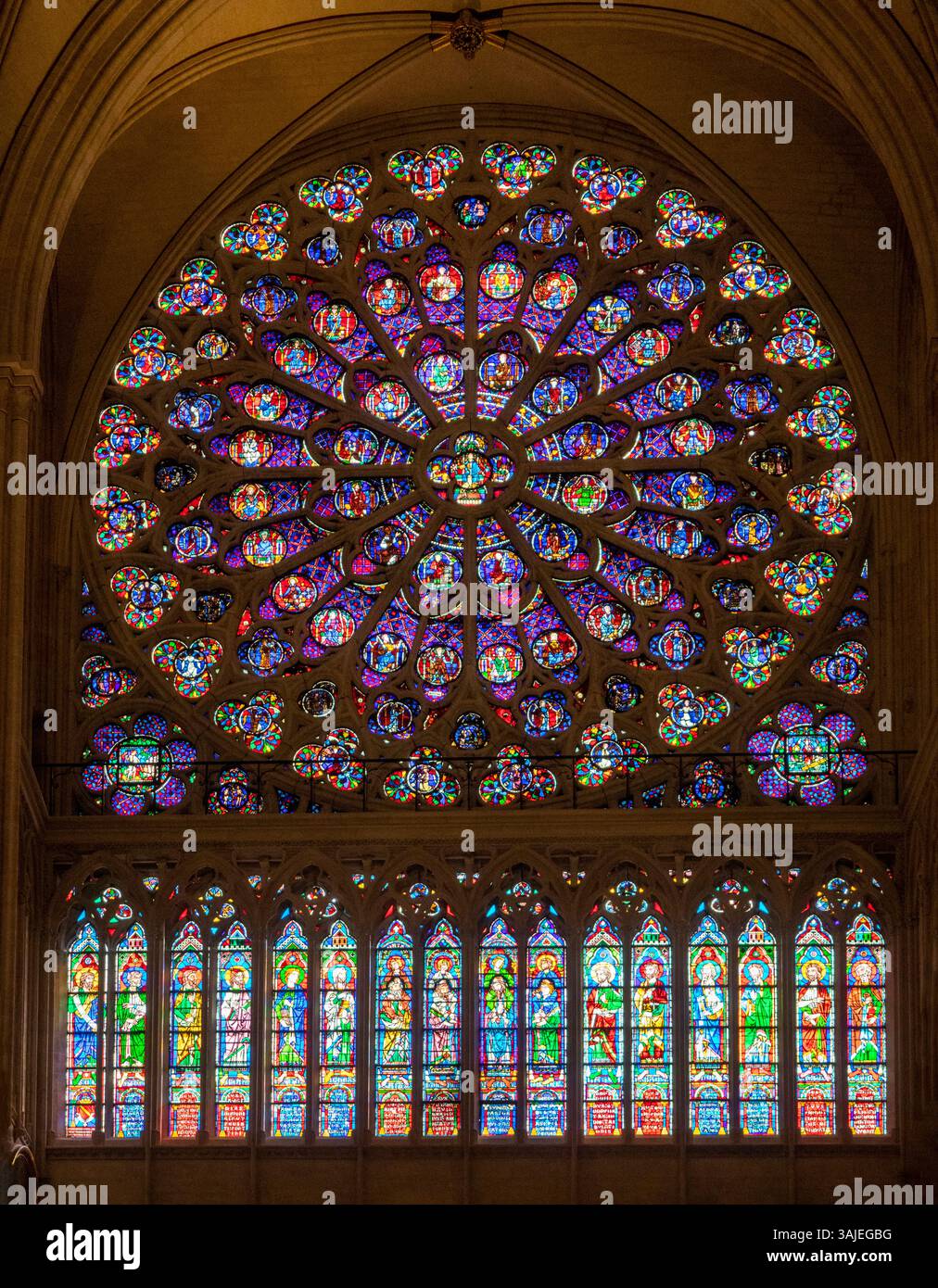 France, Paris, Ile de la Cite, Notre Dame Cathedral, south rose window ...