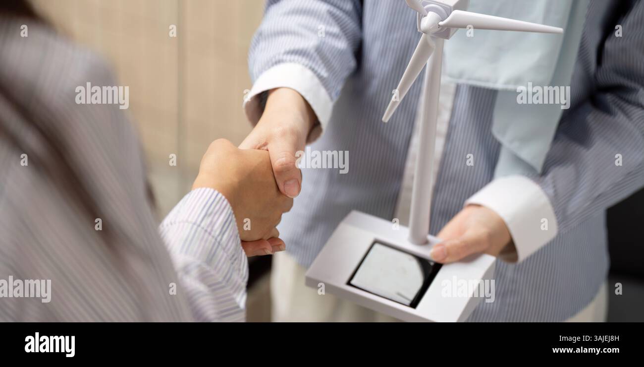 Agreement and Momentum in Sustainable Innovation. Handshake between ...