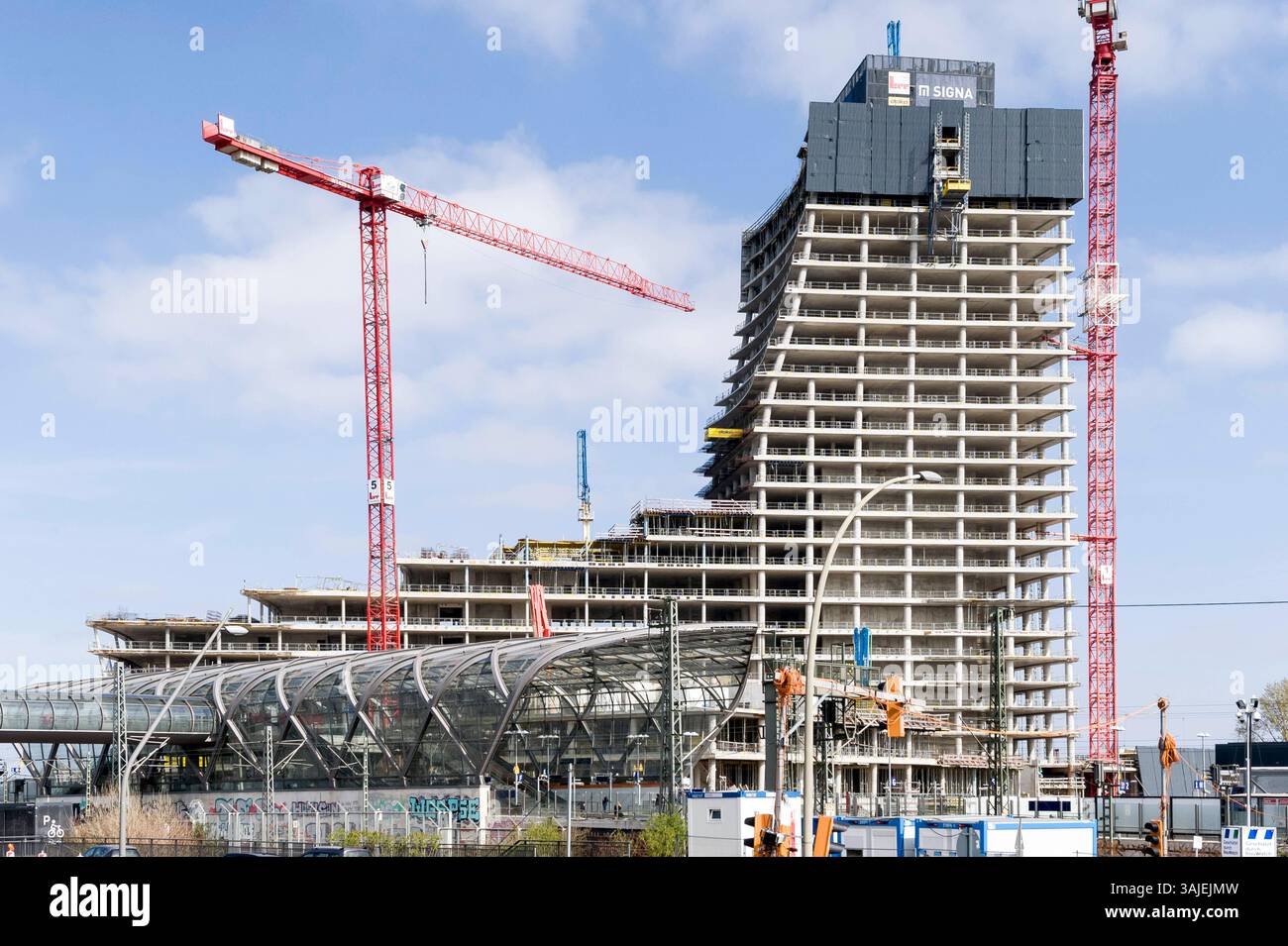 Der kurze Olaf 20250410ad498 Elbtower Signa Pleite Konkurs Benko der ...