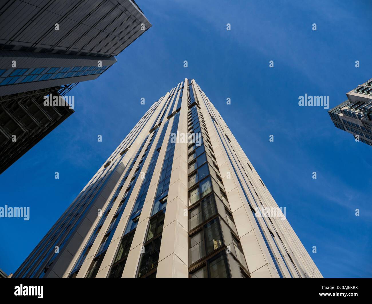 Harcourt Tower, South Quay Plaza, Docklands, London, England, UK, GB ...
