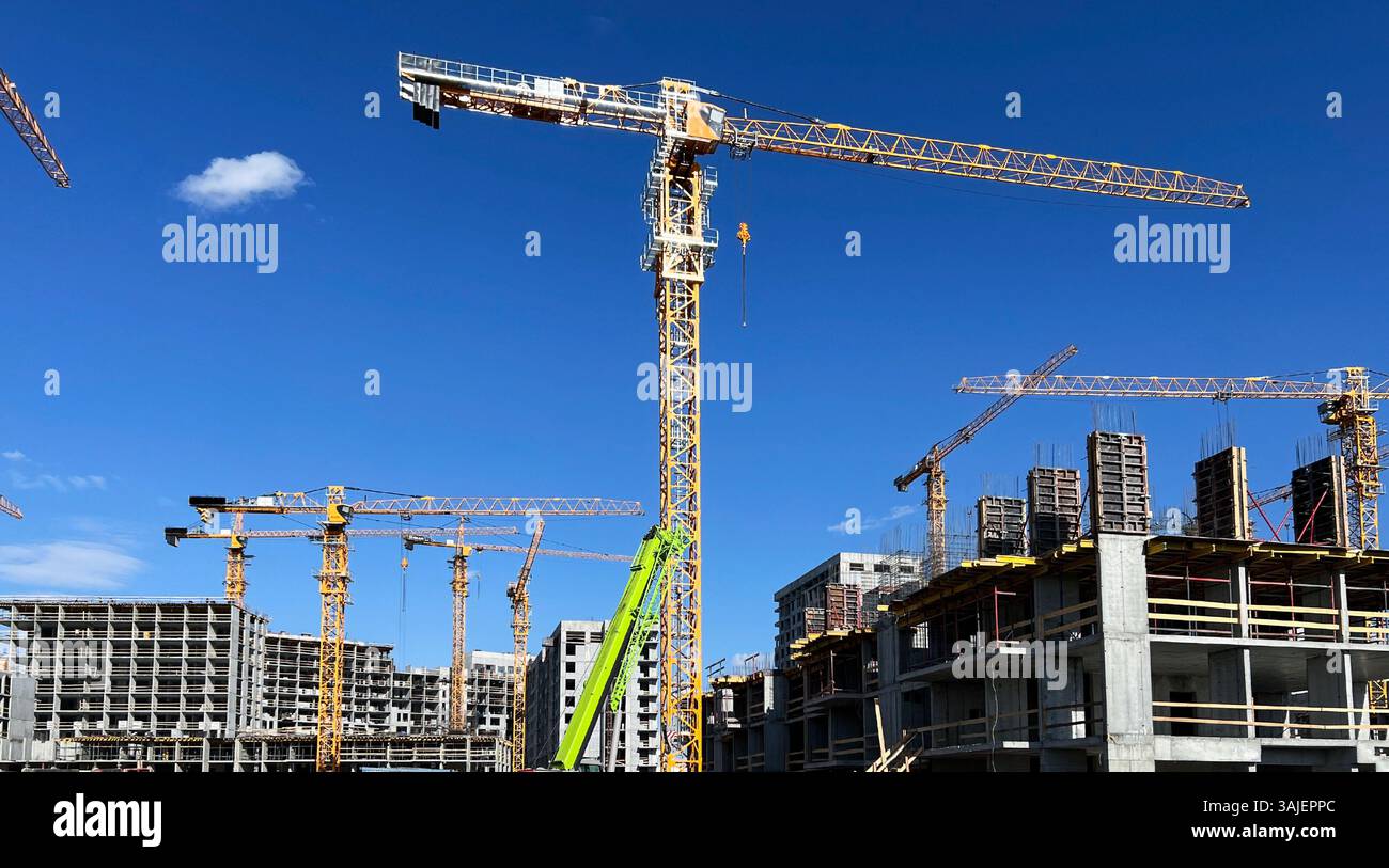 Busy construction site multiple stages hi-res stock photography and ...