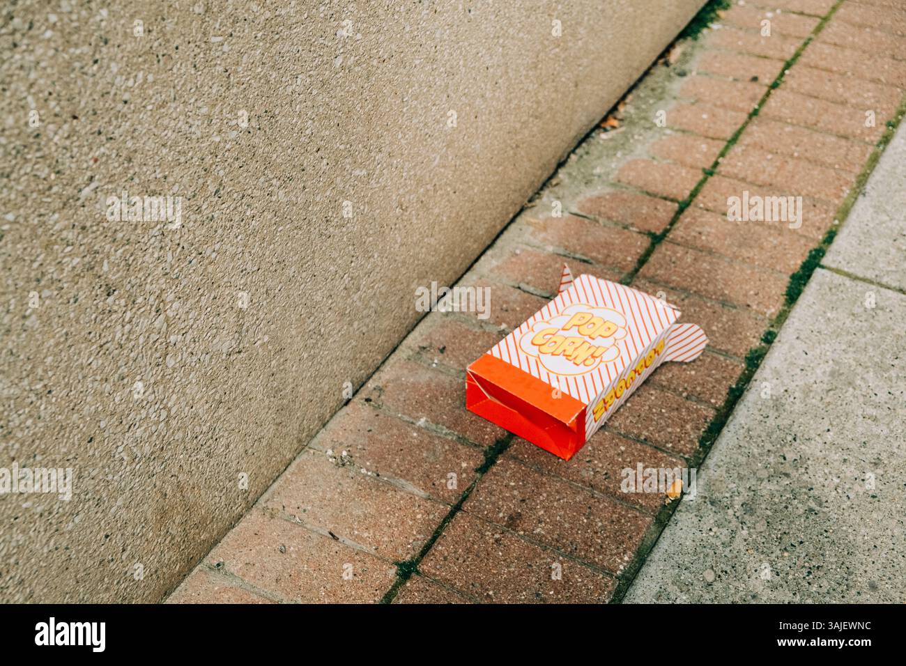 Popcorn visual art hi-res stock photography and images - Alamy