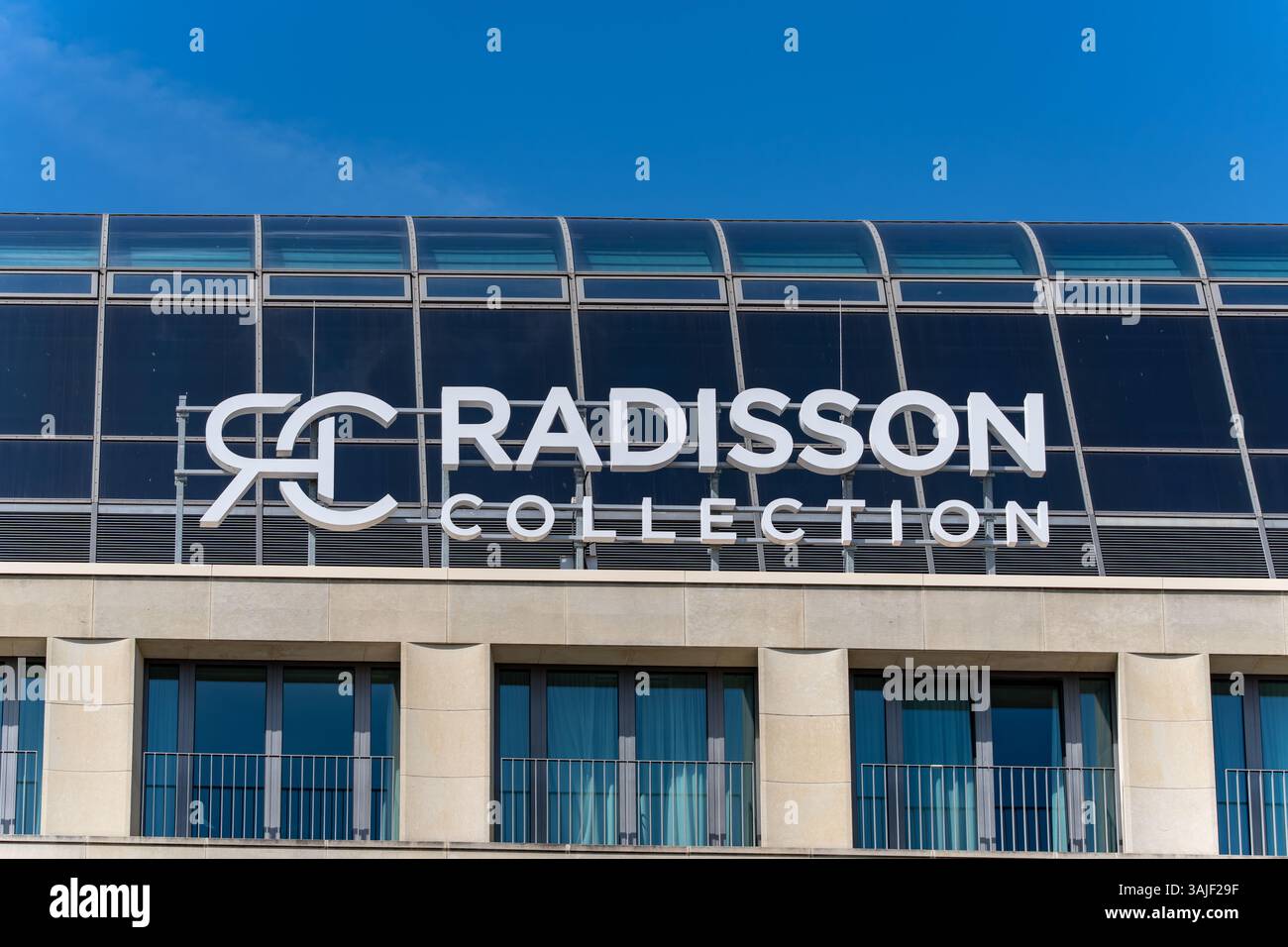 Germany Berlin April 10, 2025. A large building with a sign that says ...