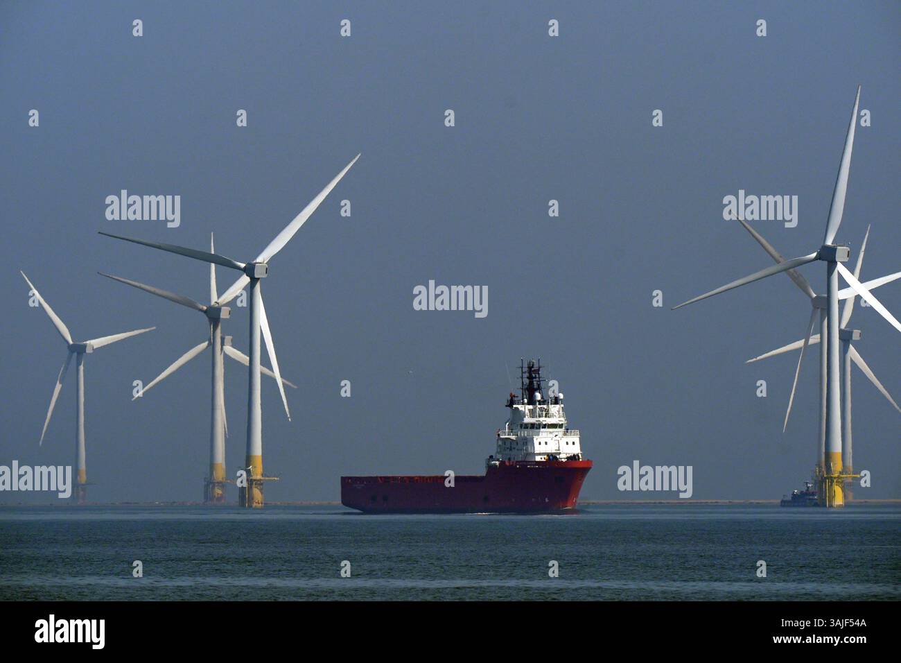 Supply ship Atlantica Carrier with some turbines from the Scroby Sands ...