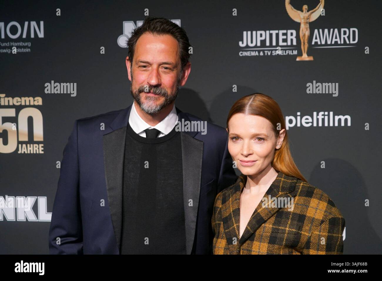 Karoline Herfurth, Schauspielerin, mit ihrem Ehemann Chris Doll, Produzent und Geschaeftsführer ...