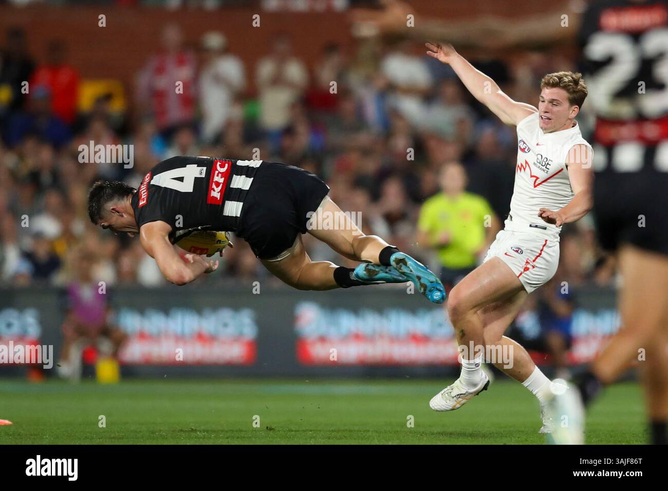 Adelaide, Australia. 11th Apr, 2025. Brayden Maynard of the Magpies ...