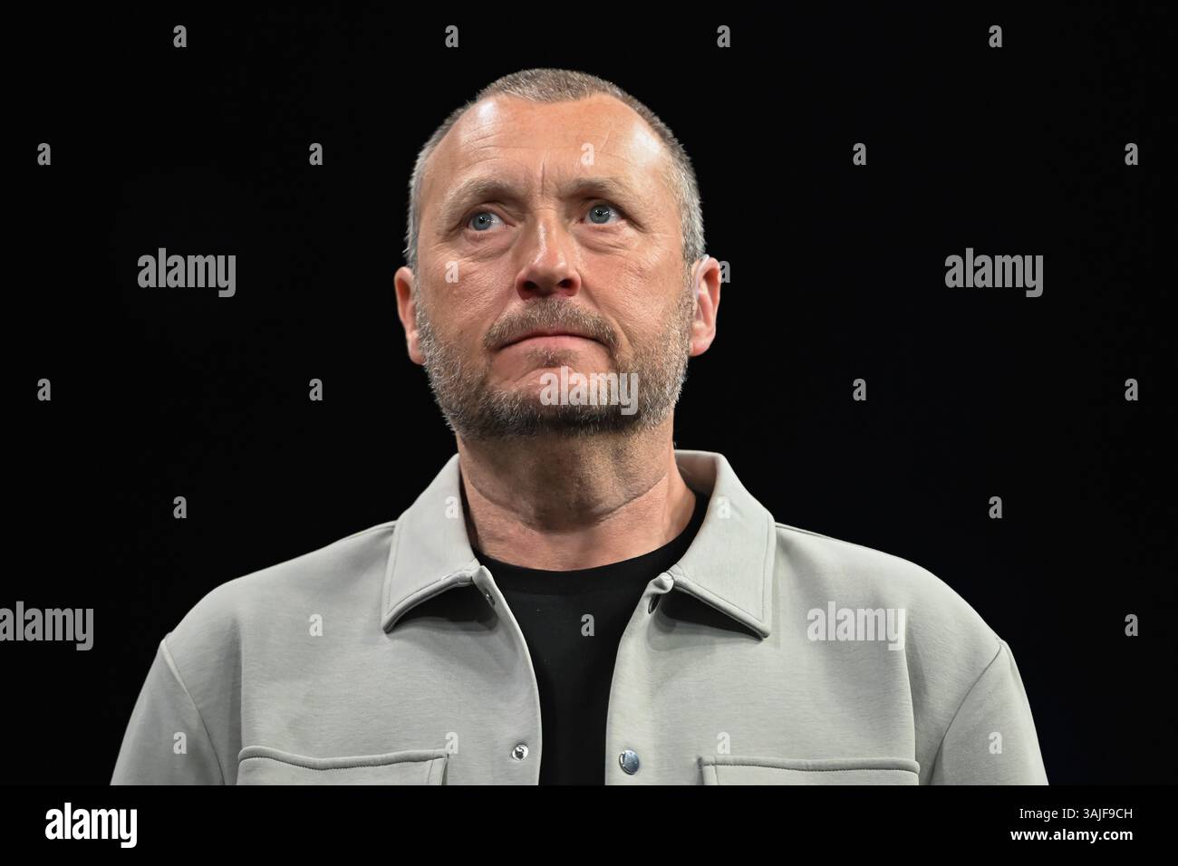 Former darts player Wayne Mardle during the Darts 2025 BetMGM Premier ...