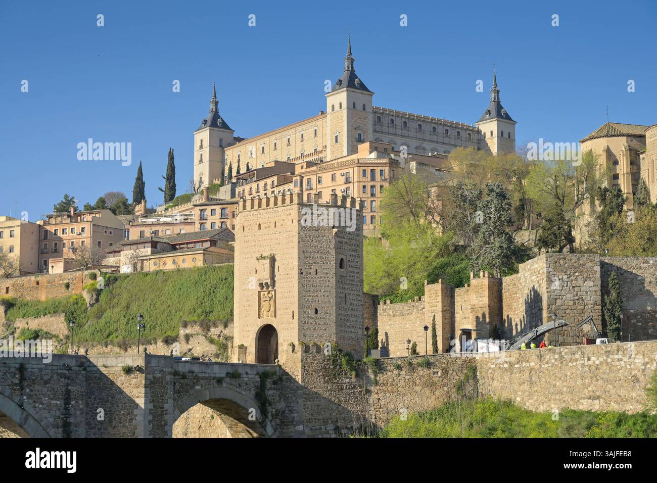 Alcantara-Brücke, Stadtpanorama, Festung Alcazar, Altstadt, Toledo ...